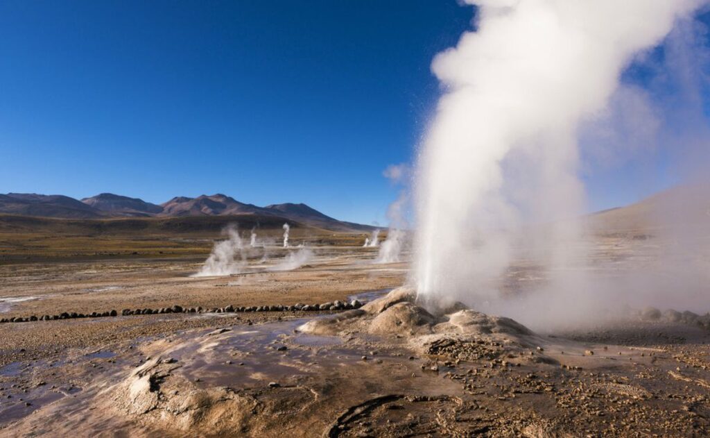 Descubre los 5 géiser más impresionantes del planeta