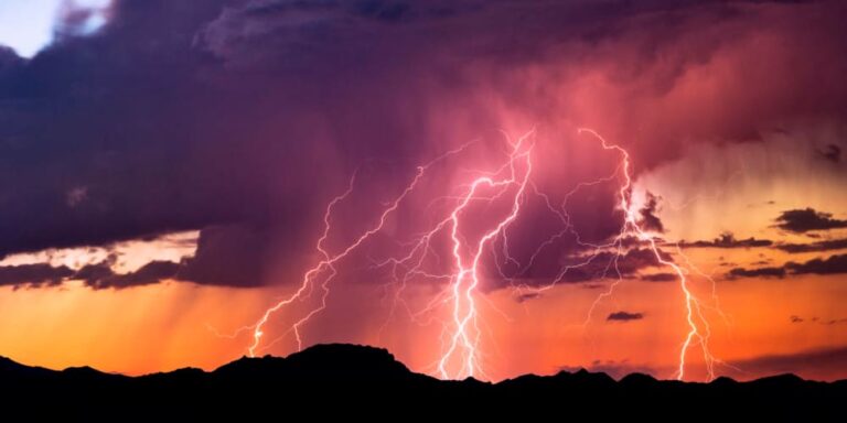 Descubre qué color atrae más los rayos: mitos y verdades